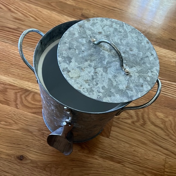 Pottery Barn | Dining | Pottery Barn Galvanized Ice Bucket With Scoop ...